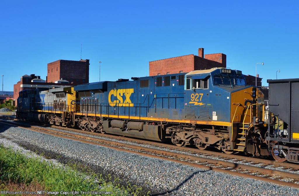 CSX 927
